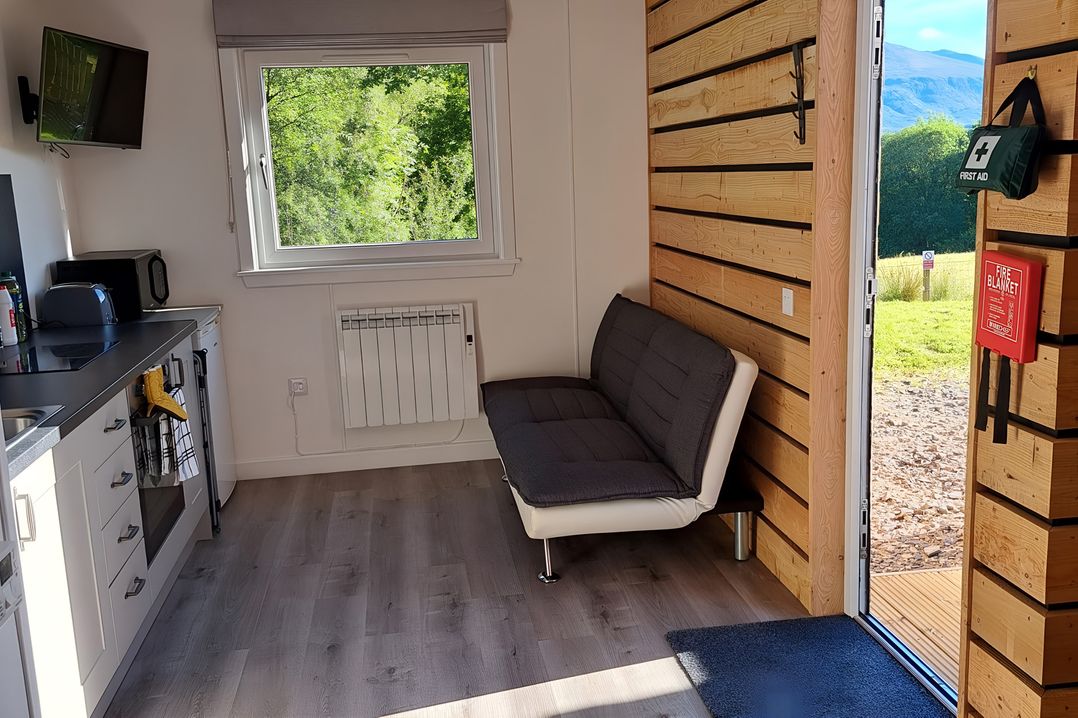 The Posh Bothy 2, Spean Bridge - HolidayCottage.com