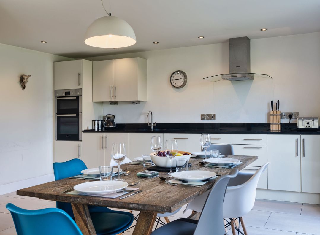 Eagle's Nest, Marhamchurch - HolidayCottage.com