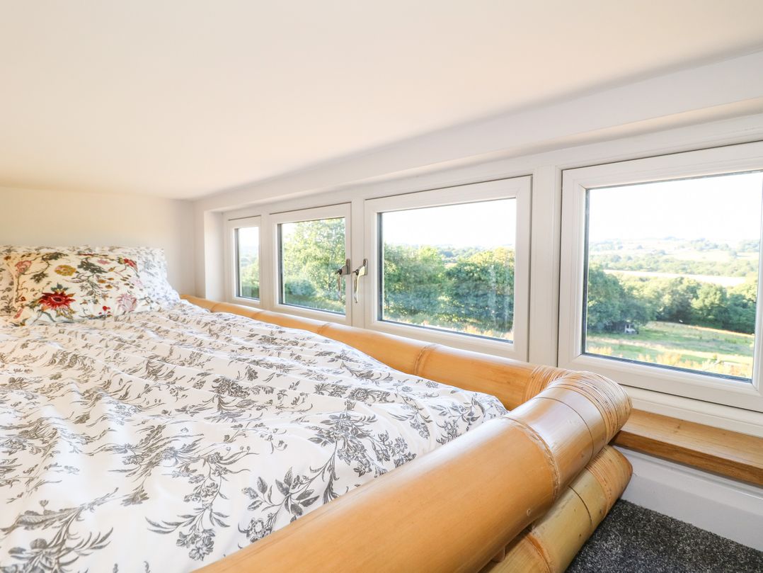 Cuckoo Nest In Ashover Derbyshire Cottages And Lodges