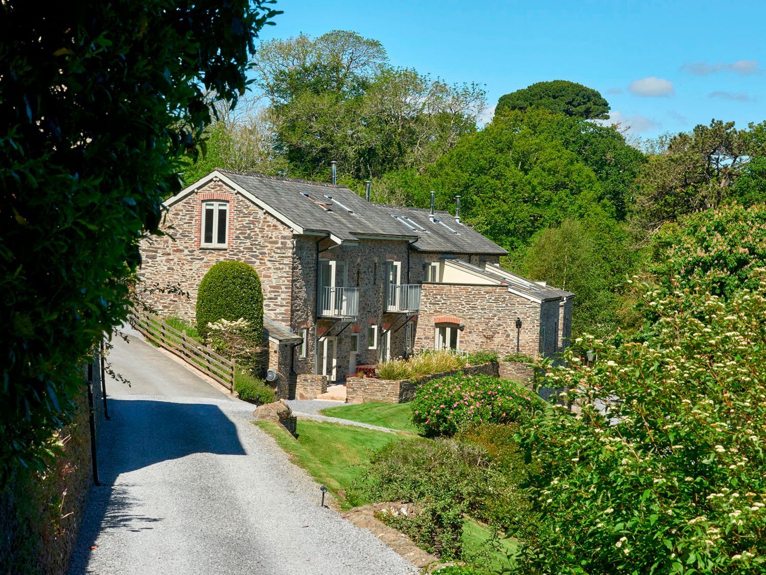 Meavy Cottage, Cornworthy - Devon - England : Hot Tub Getaways, Hot Tub ...