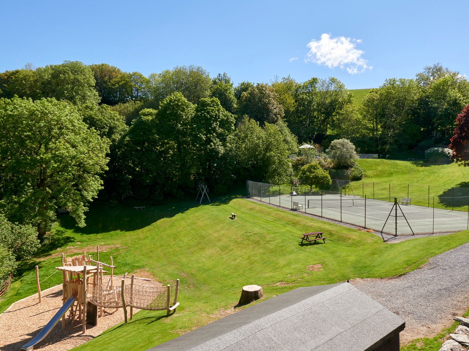 Meavy Cottage, Cornworthy - Devon - England : Hot Tub Getaways, Hot Tub ...