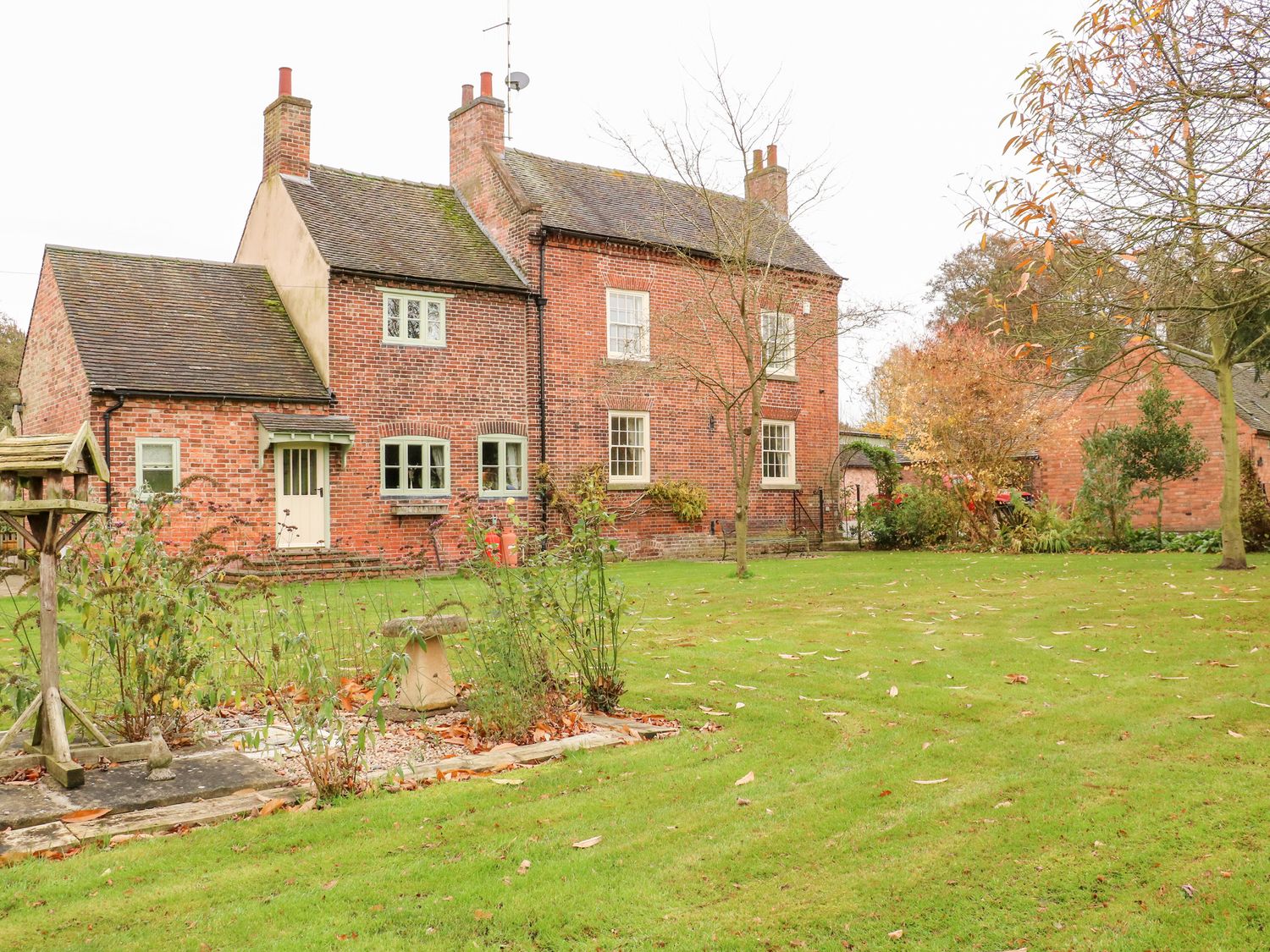 Mill Farm - The Farmhouse | Repton | Mount Pleasant | Peak District ...