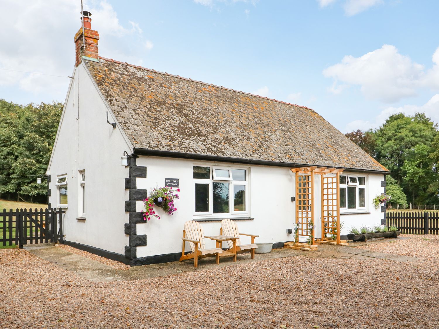 Hall Farm Cottage | Louth | North Reston | East Anglia | Self Catering ...