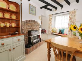 Crooked Cottage | Kirkbymoorside | North York Moors And Coast | Self ...