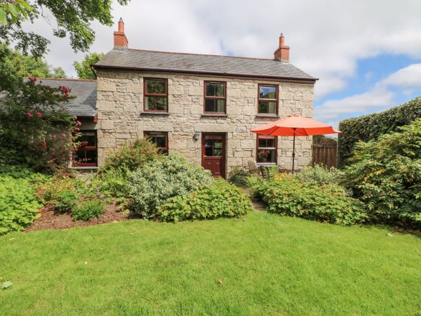 Chenalls Cottage | Helston | Crelly | Cornwall | Self Catering Holiday ...