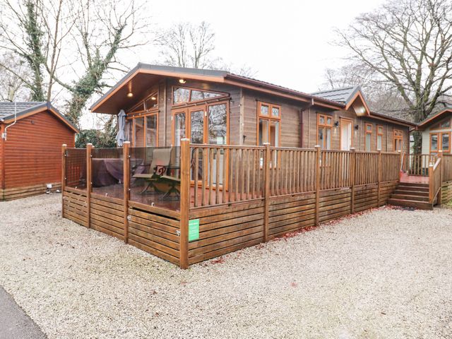 Lodges in Windermere | Log Cabins | Lake District Lodge Holidays