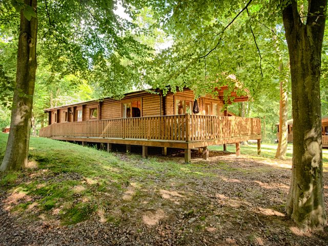 Log Cabin Weekend Breaks | Short Breaks in UK Lodges | Sykes Cottages