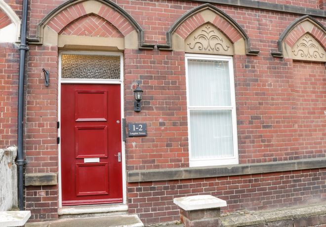 St Hilda's Corner House | Whitby | West Pier | North York Moors And ...