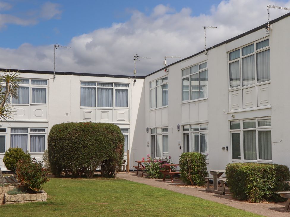 Cottage ∙ 2 Bedrooms ∙ 6 Guests - Shaldon