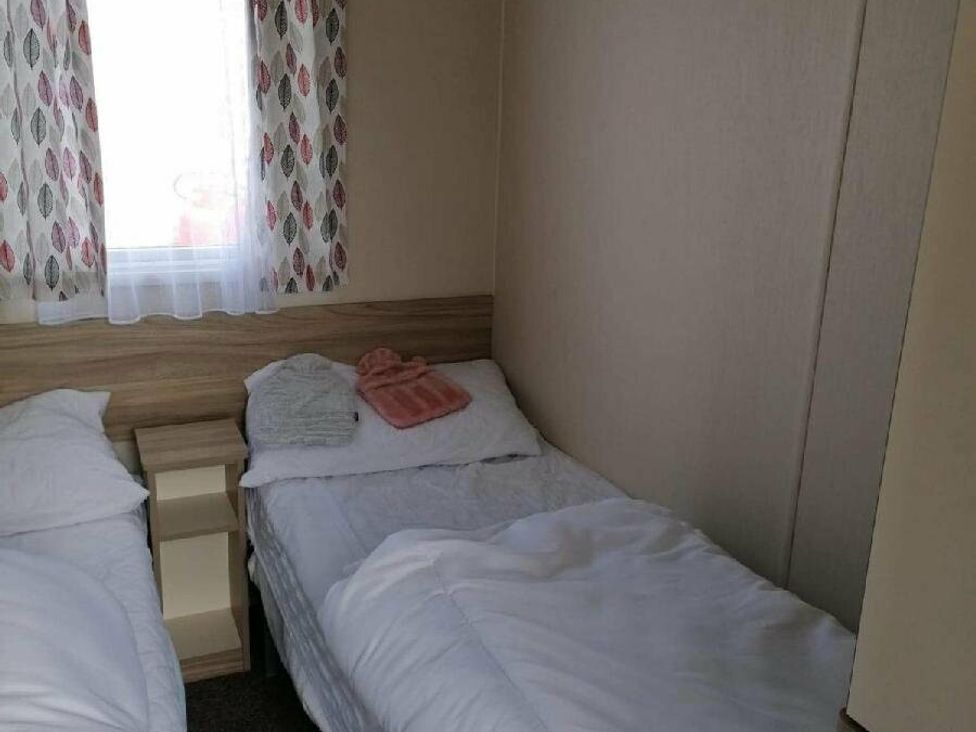 Harlyn Sands - Holiday Accommodation 15573 - Saint Merryn