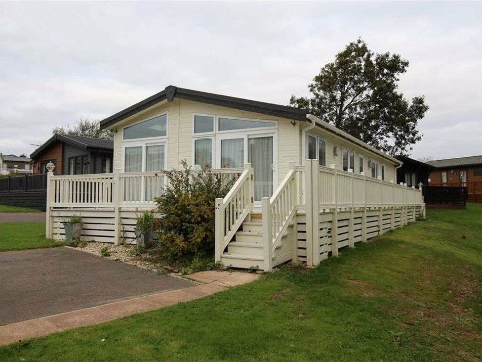 Shorefield Country Park - Holiday Accommodation 1916 - Barton on Sea