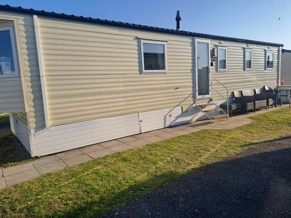 Trecco Bay - Holiday Accommodation 21014 - Porthcawl