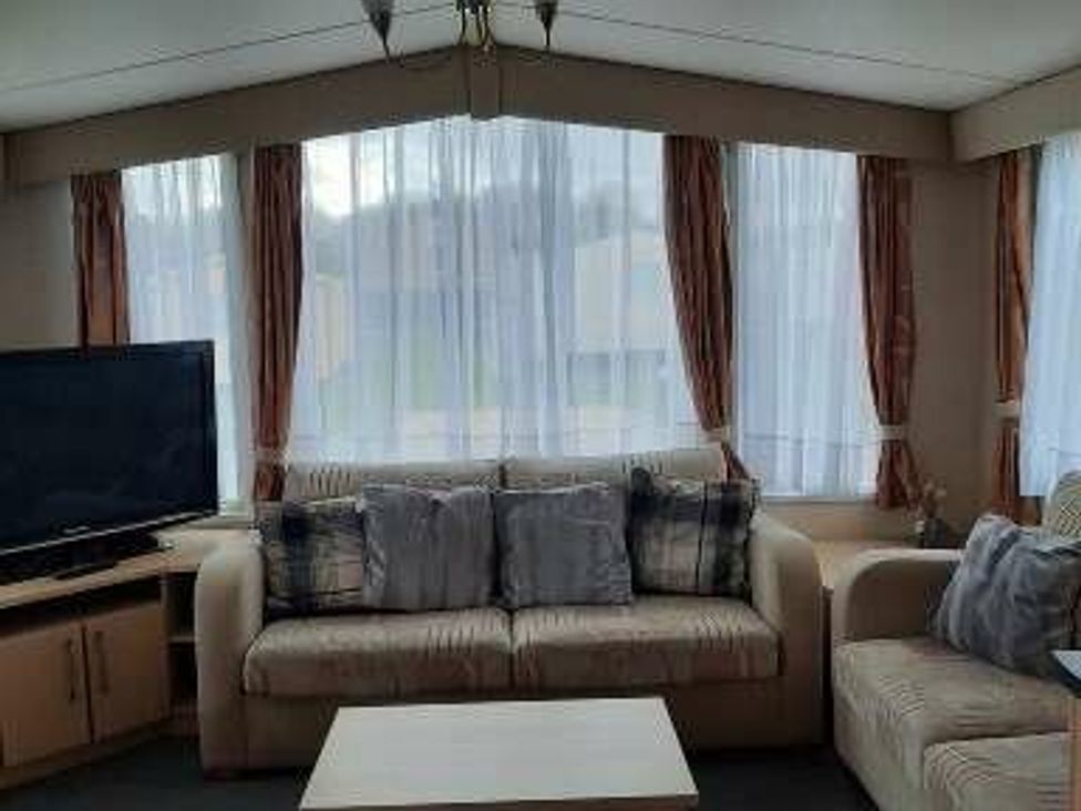 Happy Days Seaside Holiday Park - Holiday Accommodation 21143 - Sutton on Sea