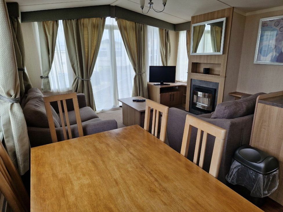 Clarach Bay Holiday Village - Holiday Accommodation 21849 - 威爾斯
