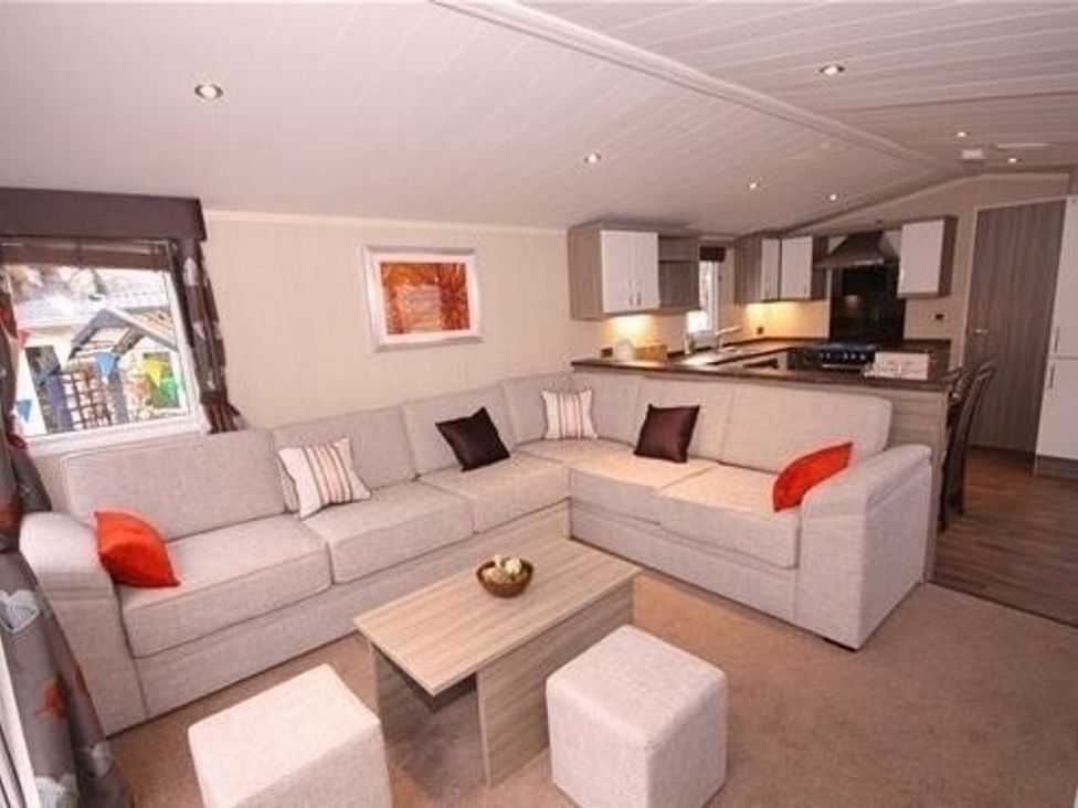 Hopton Holiday Village - Holiday Accommodation 3058 - Great Yarmouth