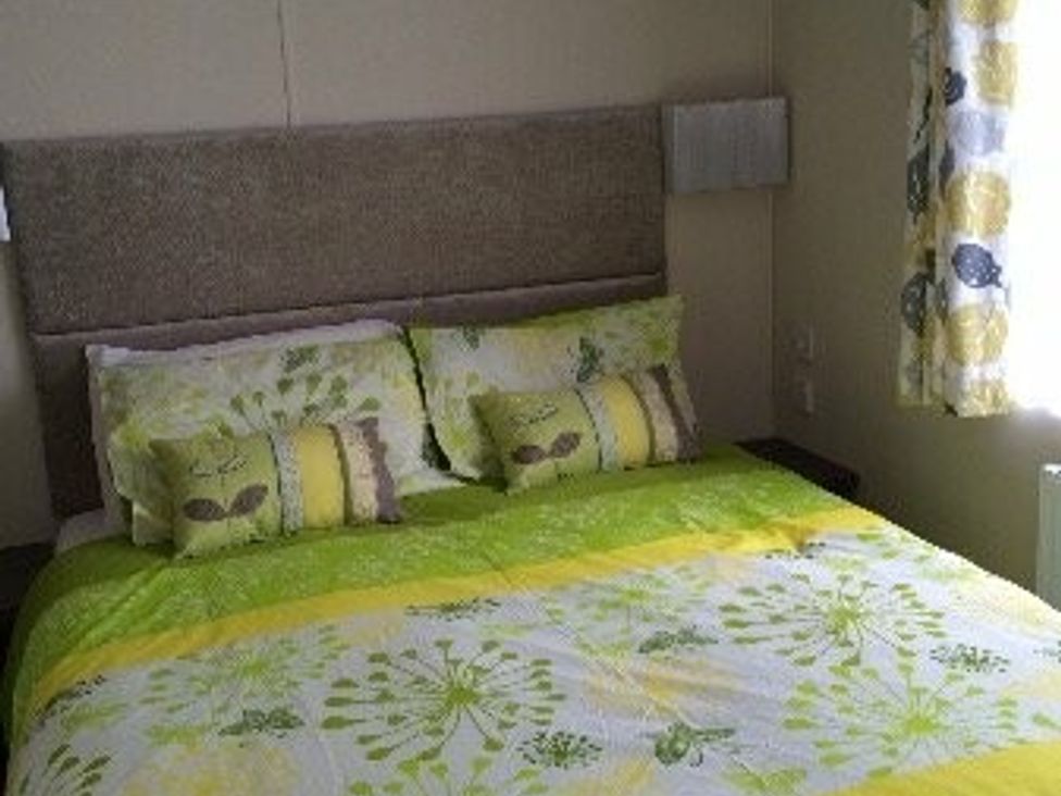 Tingdene North Denes Caravan Park - Holiday Accommodation 3092 - Lowestoft