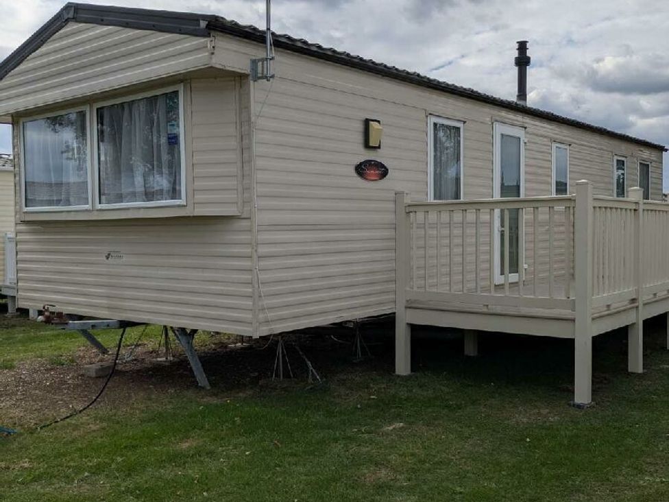 Coopers Beach Holiday Park - Holiday Accommodation 4567 - Mersea Island