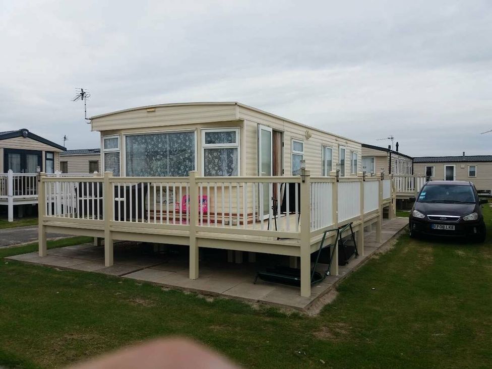 Coastfield Holiday Village - Holiday Accommodation 9638 - Skegness