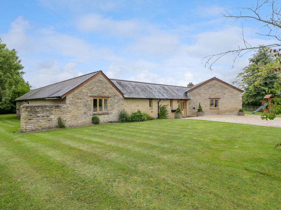 Cottage ∙ 4 Bedrooms ∙ 8 Guests - Oxfordshire