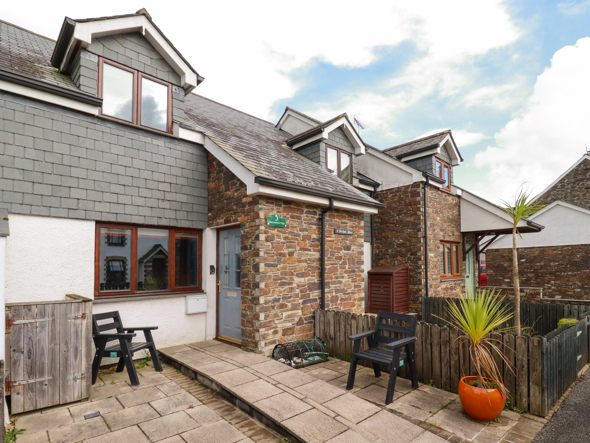 Cottage ∙ 2 Bedrooms ∙ 4 Guests - Padstow