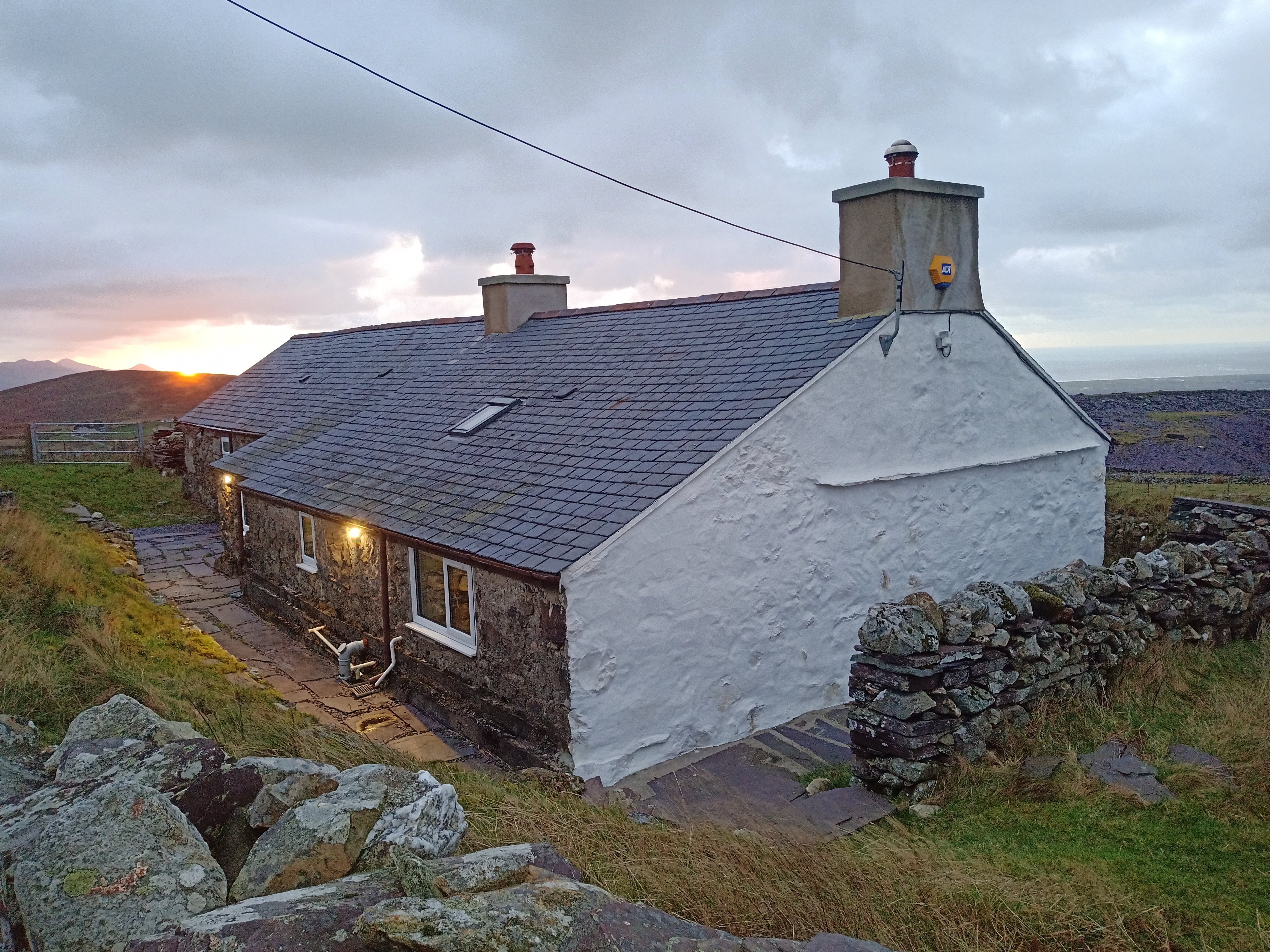 Cottage ∙ 3 Bedrooms ∙ 6 Guests - Anglesey
