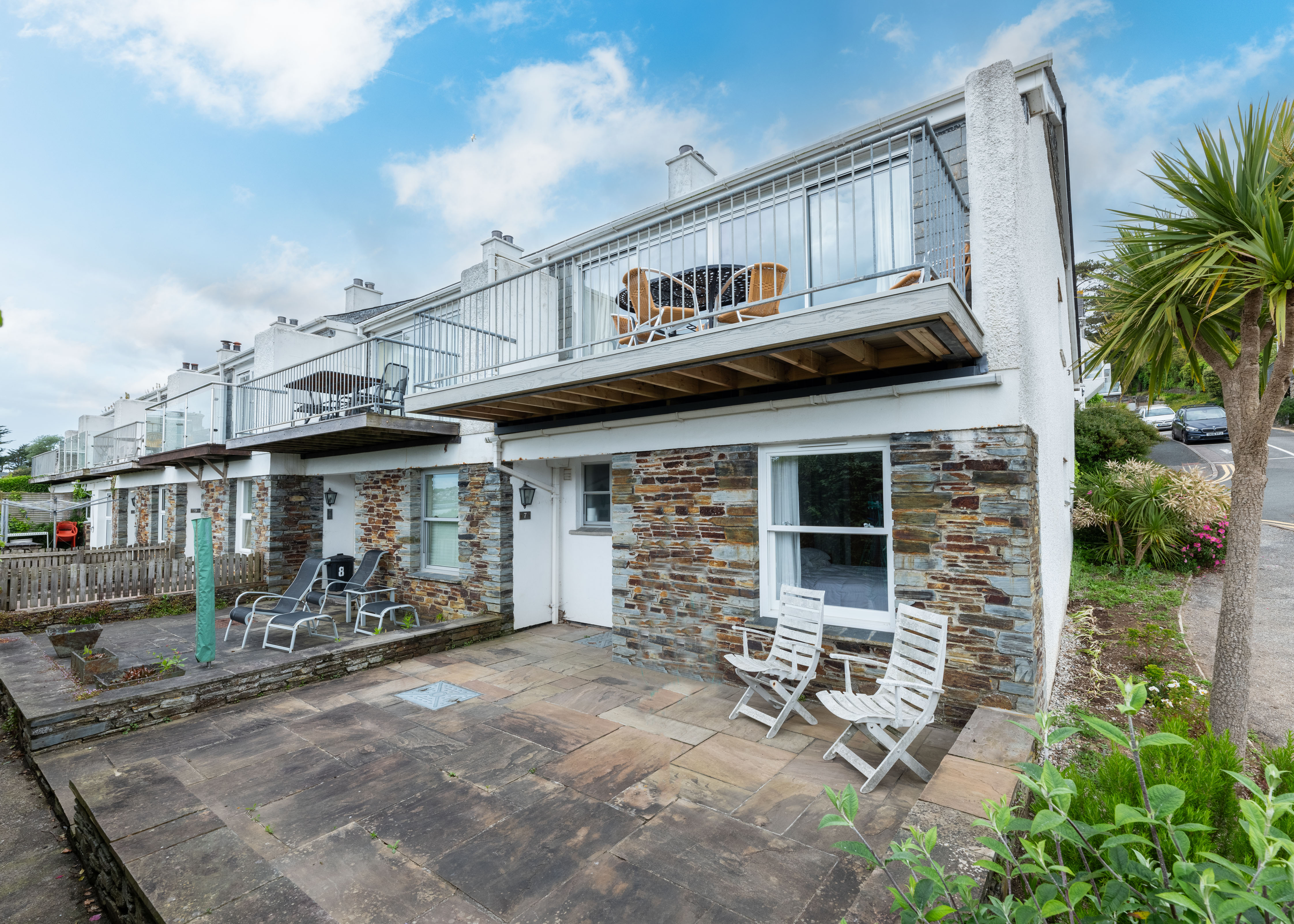 Cottage ∙ 4 Bedrooms ∙ 8 Guests - Padstow