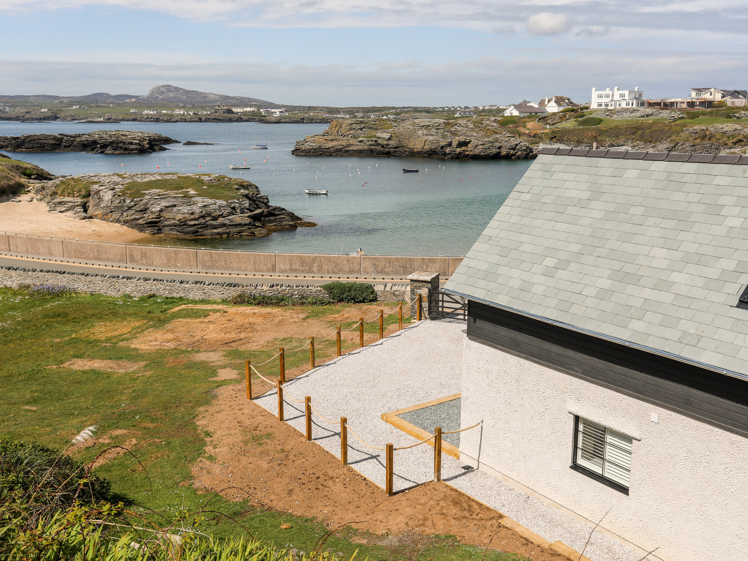 Anglesey Beach Cottage, Trearddur Bay | Beach Stays