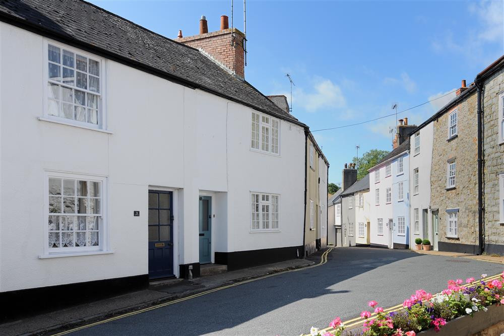 Cottage ∙ 2 Bedrooms ∙ 4 Guests - Lyme Regis
