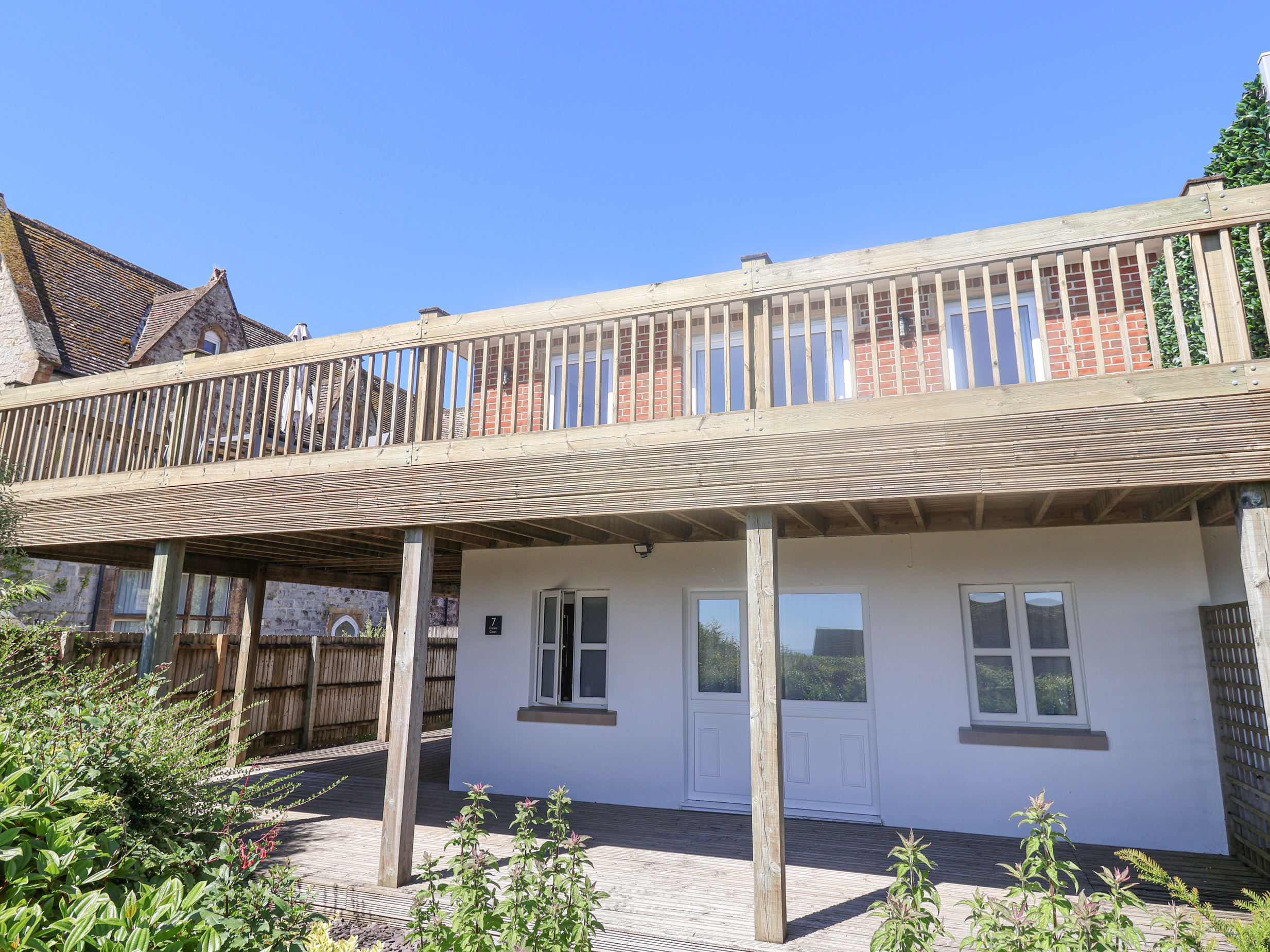 7 Coram Court - Lyme Regis