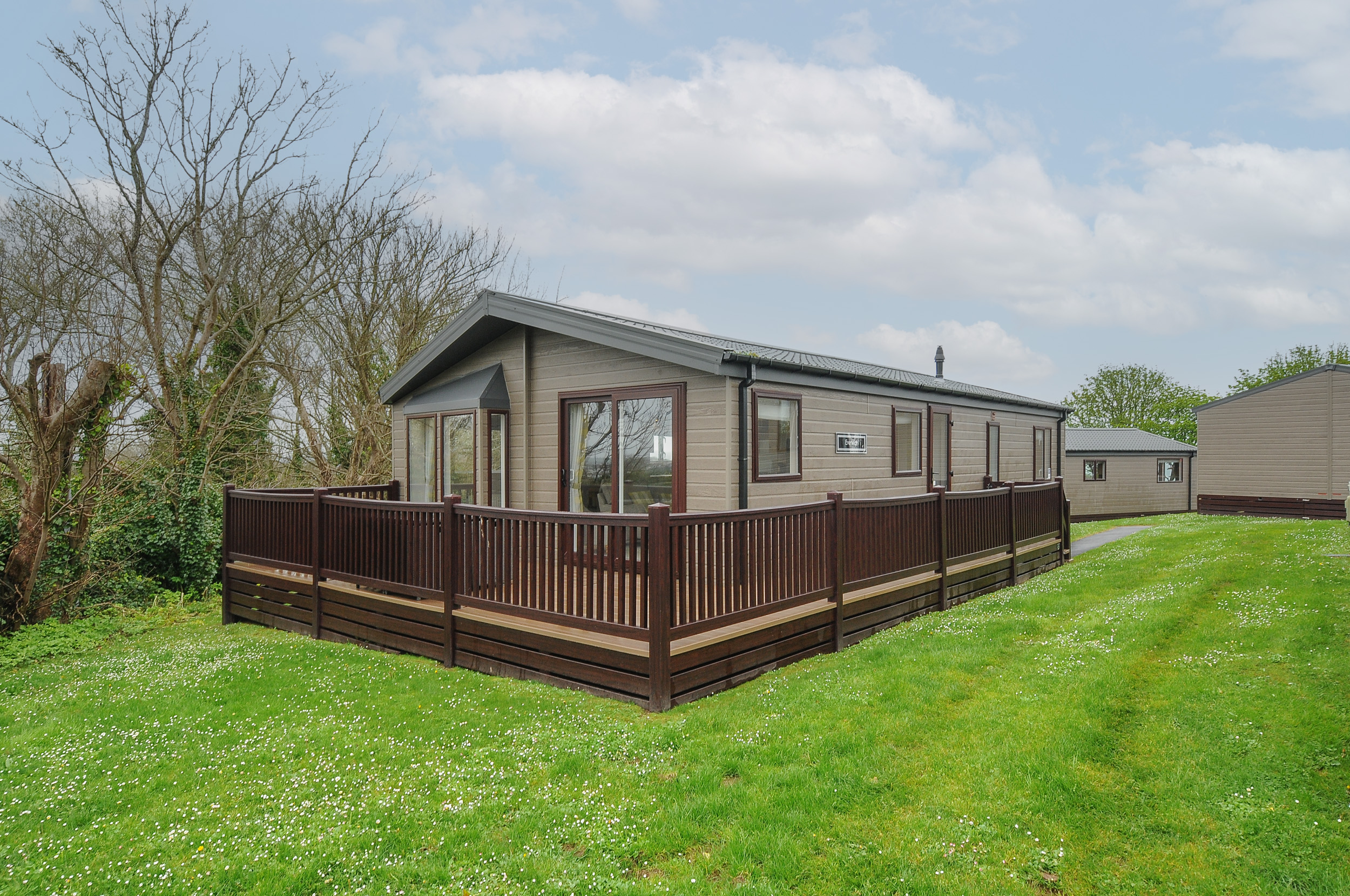 T/B Lodge 63 at Riviera Bay Coastal Retreat, Devon - Sleeps 4, 1 dog