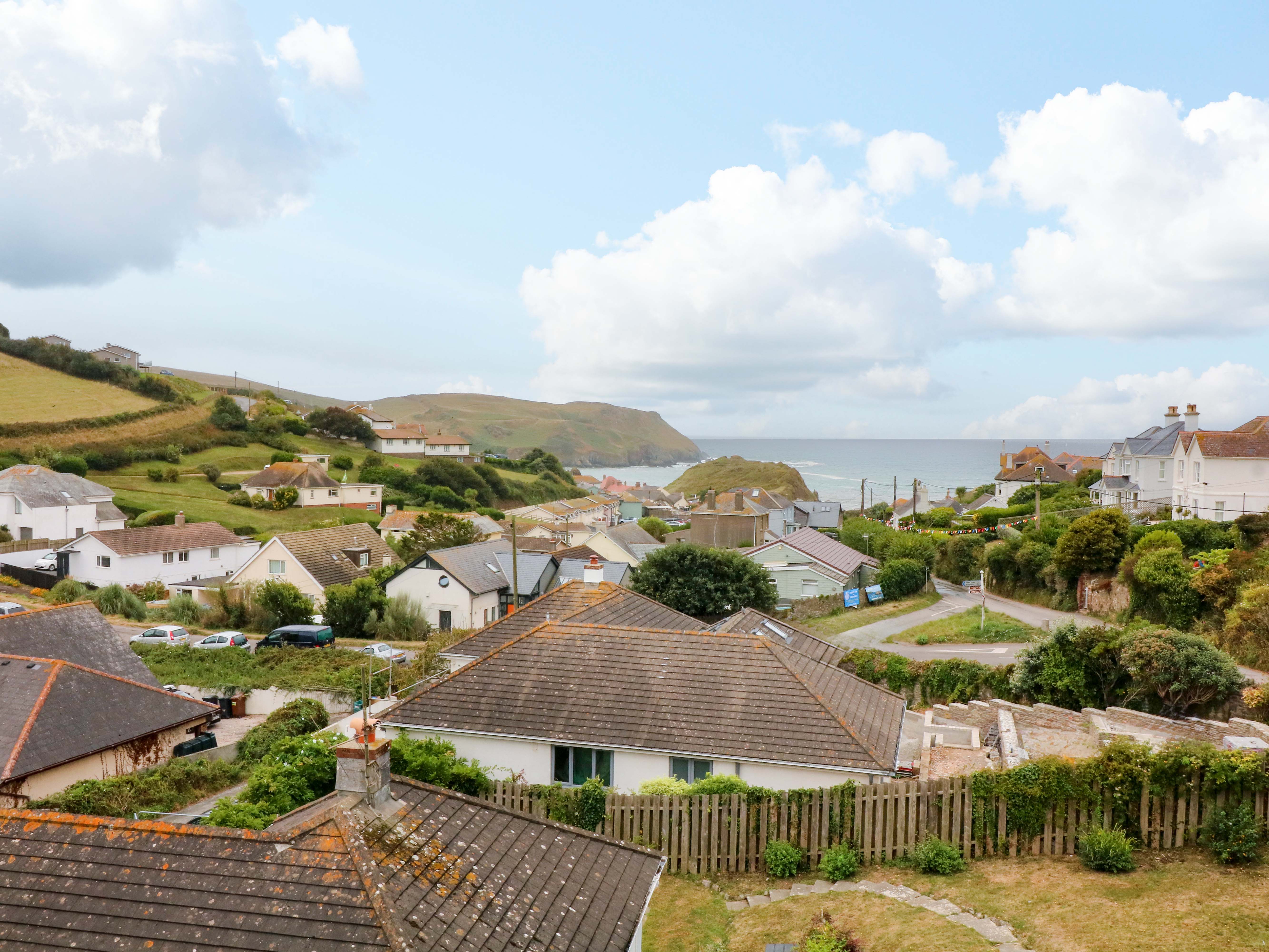 Surf View - Hope Cove