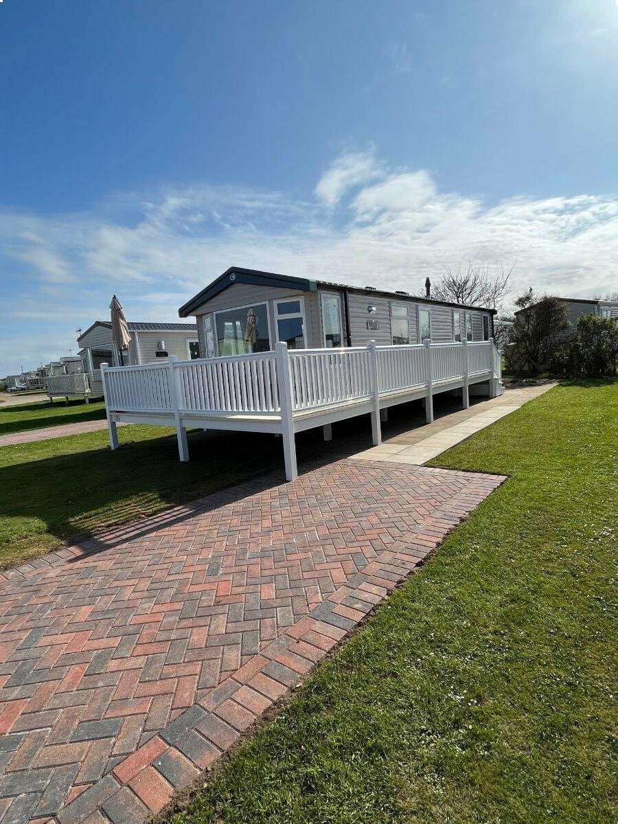 Skipsea Sands Holiday Park - Holiday Accommodation 10304 - North Yorkshire
