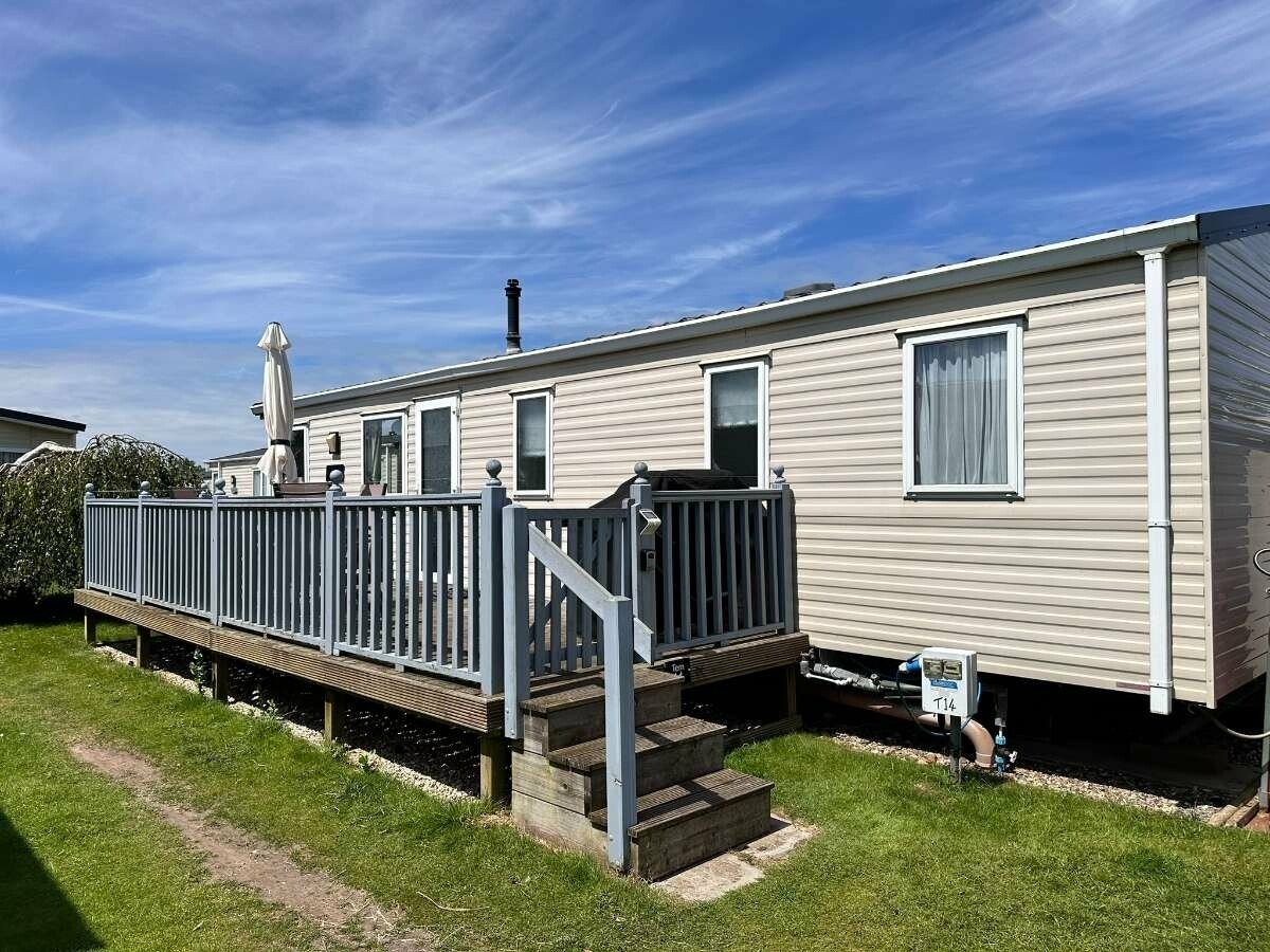 Pinewoods Holiday Park - Holiday Accommodation 10664 - Wells-next-the-Sea