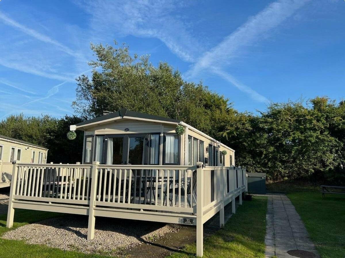 Marton Mere Holiday Village - Holiday Accommodation 11240 - Blackpool