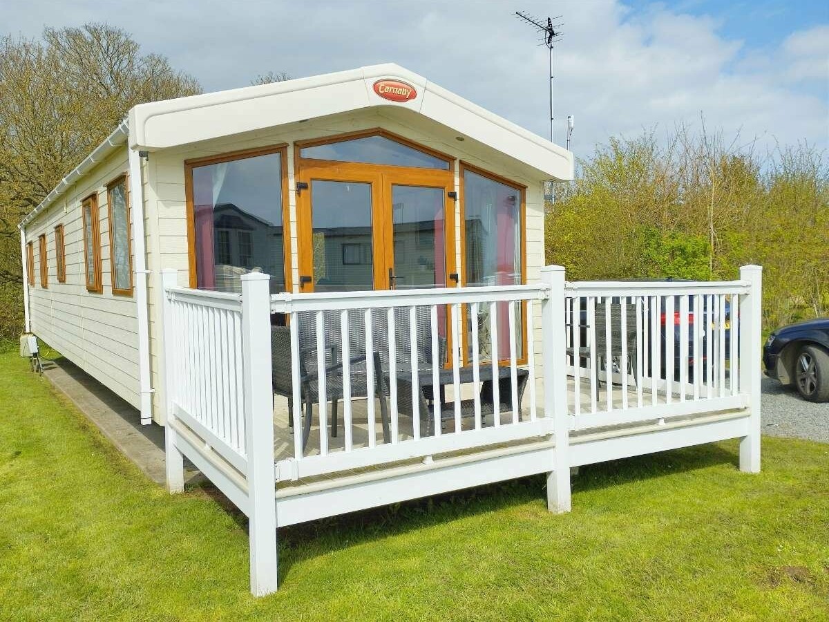 Sand Le Mere Holiday Village - Holiday Accommodation 11502 - Yorkshire