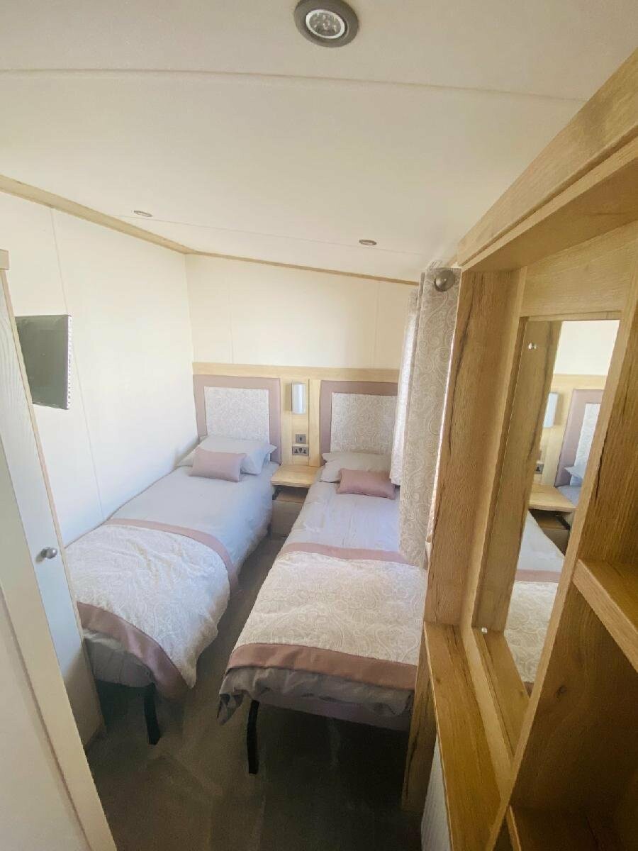 Lido Beach Holiday Park - Holiday Accommodation 12350 - Prestatyn