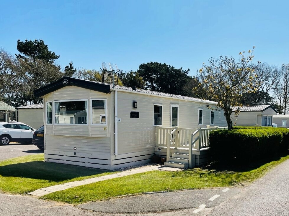 Shorefield Country Park - Holiday Accommodation 12577 - Barton on Sea
