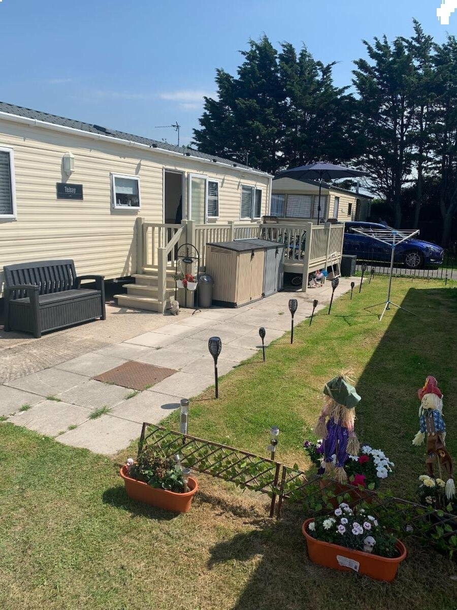 Lyons Robin Hood - Holiday Accommodation 13241 - Prestatyn