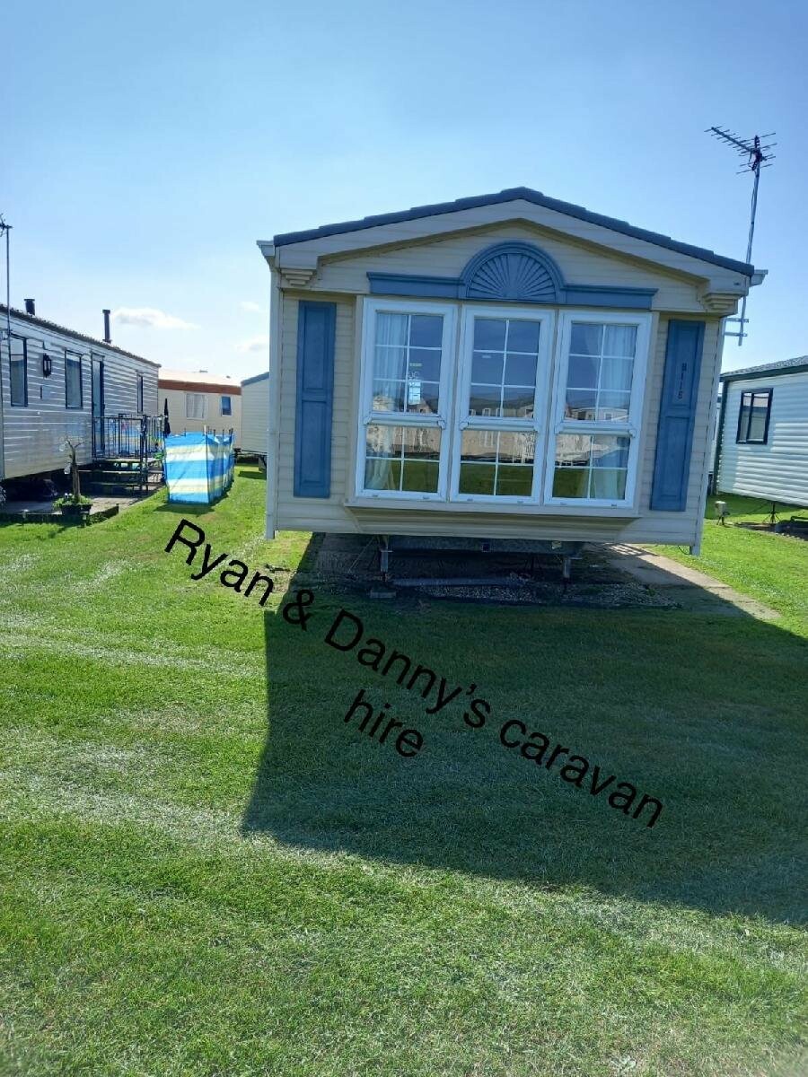 Edwards Leisure Park - Holiday Accommodation 13496 - Towyn