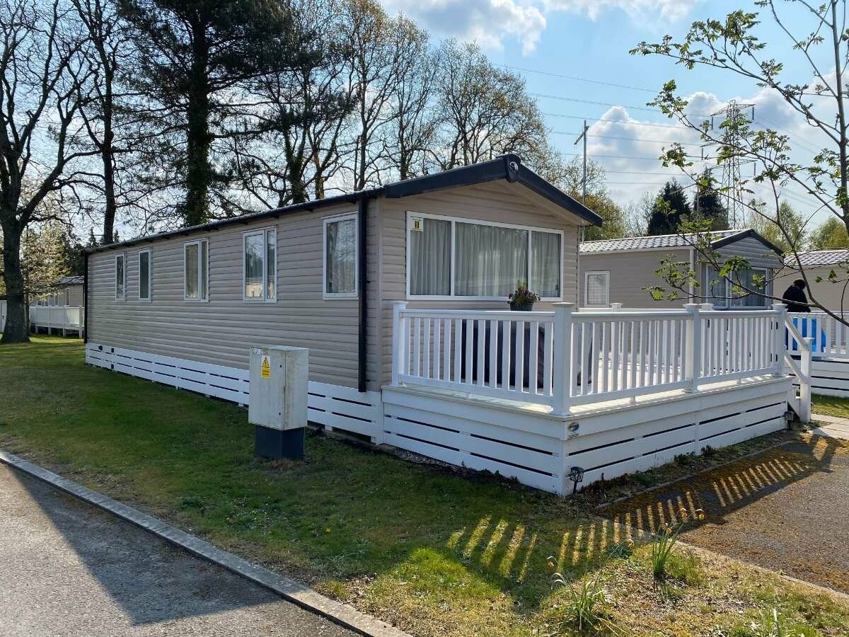 Forest Edge Holiday Park - Holiday Accommodation 13536 - Hampshire