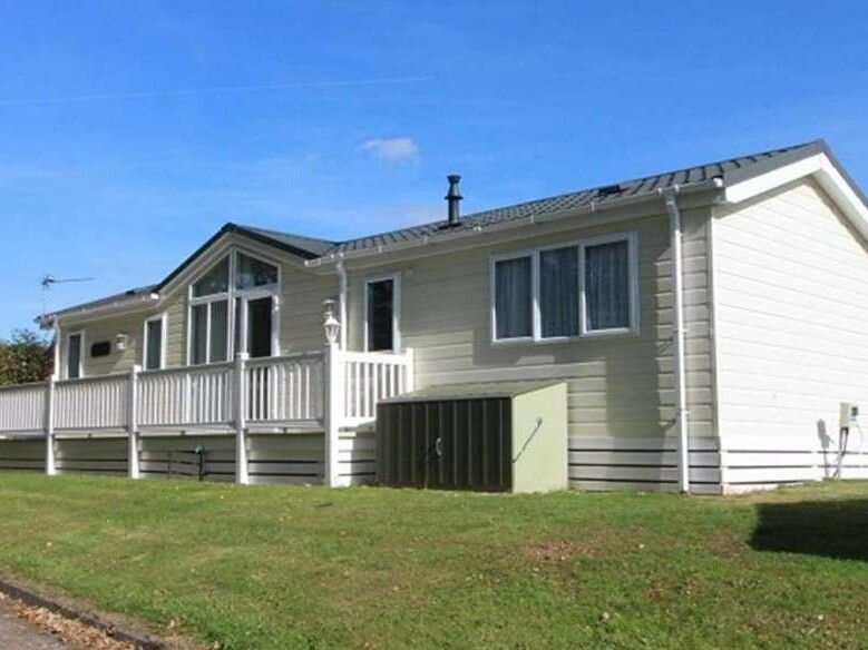 Shorefield Country Park - Holiday Accommodation 13753 - Barton on Sea