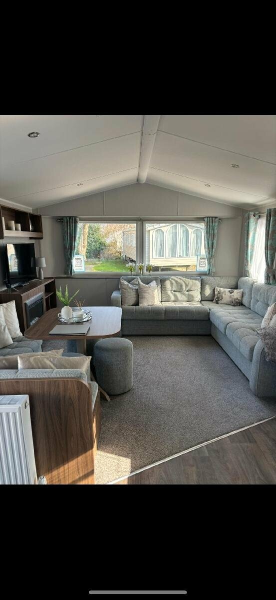 Marton Mere Holiday Village - Holiday Accommodation 14046 - Blackpool