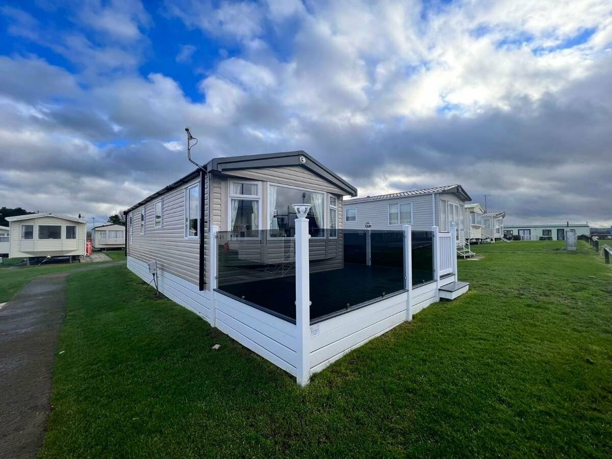 Cayton Bay Caravan Park - Holiday Accommodation 14637 - Scarborough