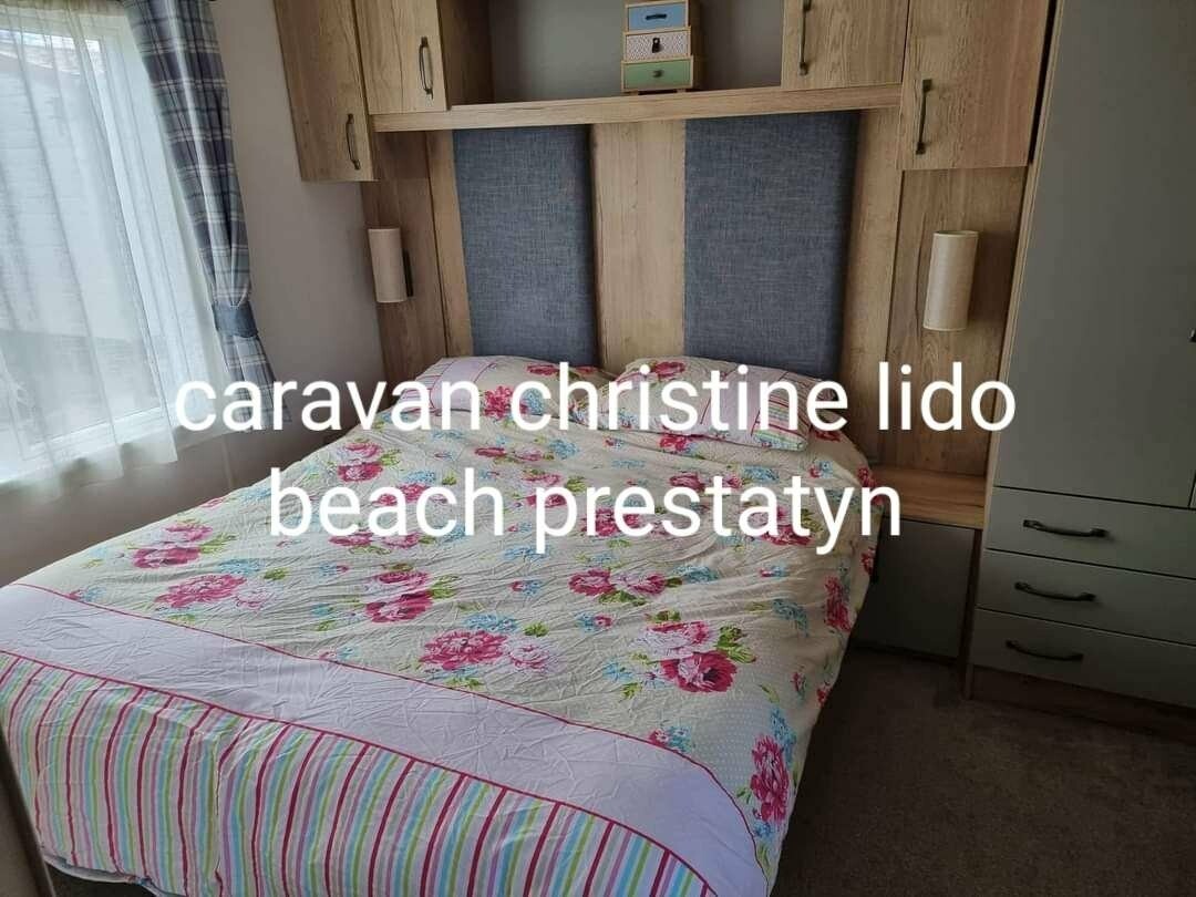 Lido Beach Holiday Park - Holiday Accommodation 14882 - Prestatyn
