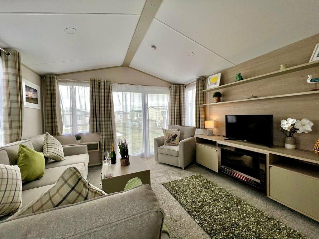 Seven Bays Park (Maribou) - Holiday Accommodation 14886 - Polzeath Beach