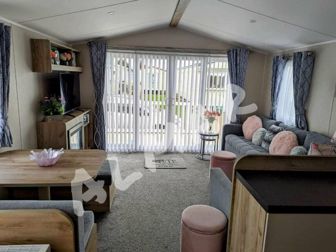 Lyons Winkups And Primrose - Holiday Accommodation 15456 - Towyn