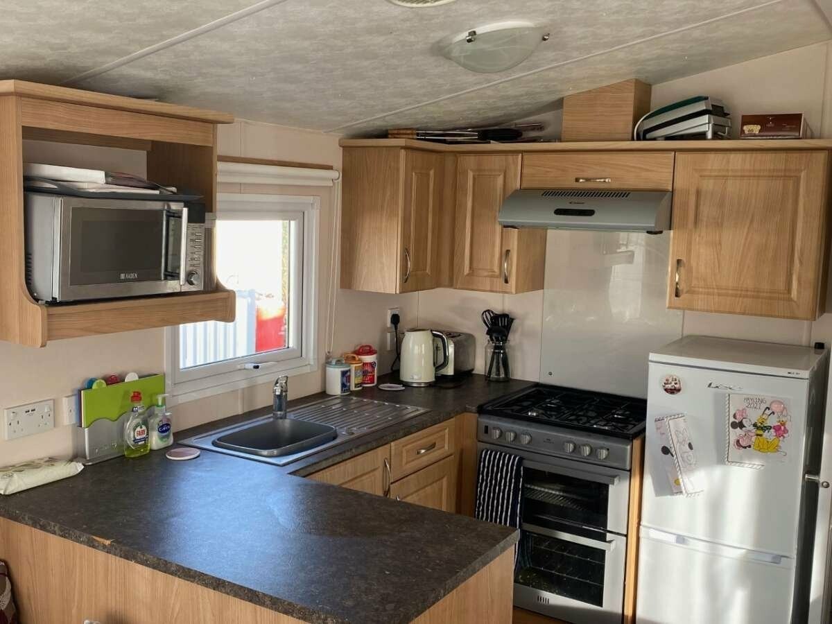 Hayling Island Holiday Park - Meadow Bay Villages - Holiday Accommodation 16780 - Hampshire