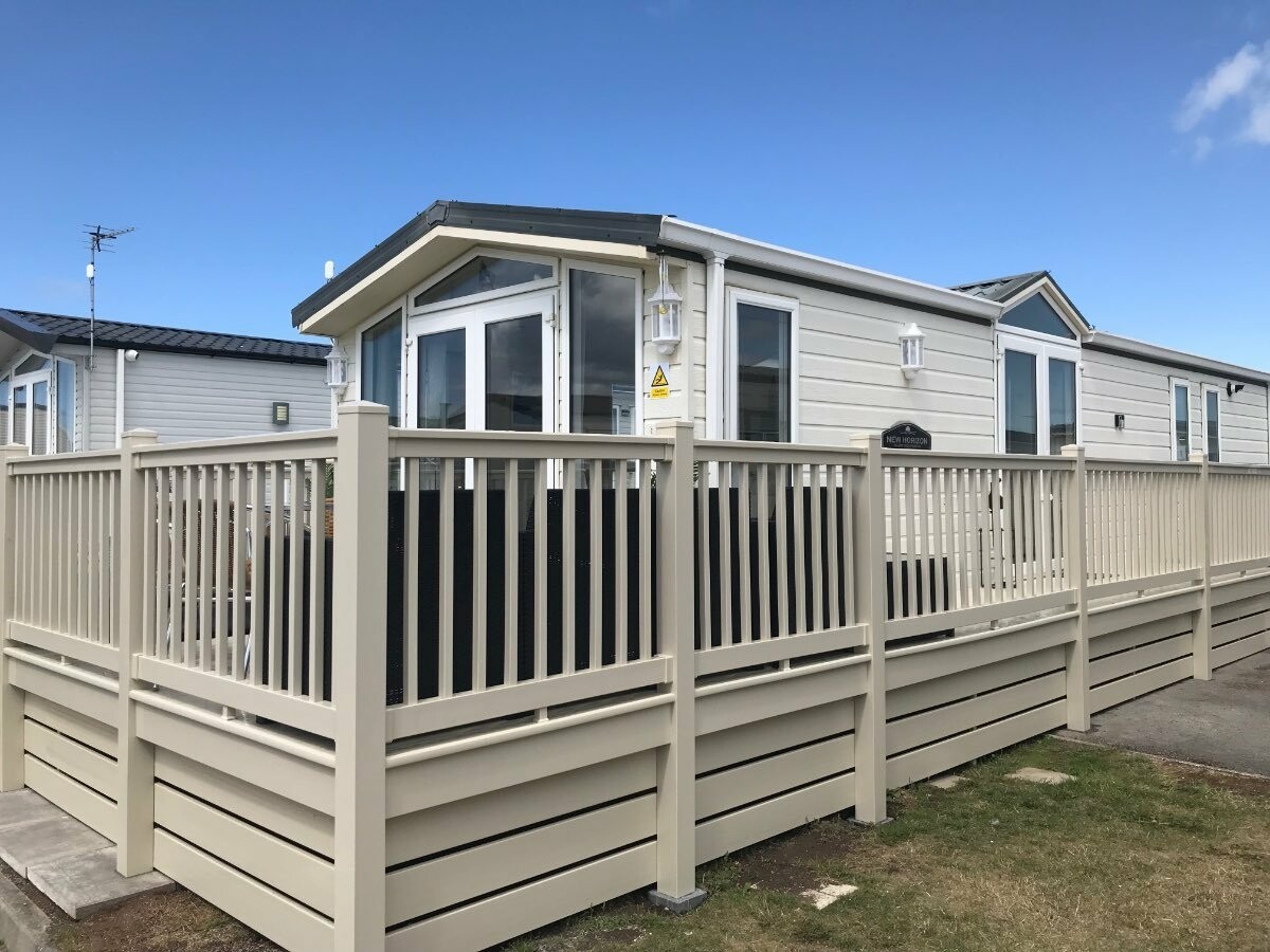 Golden Sands Kinmel Bay - Holiday Accommodation 17988 - Towyn