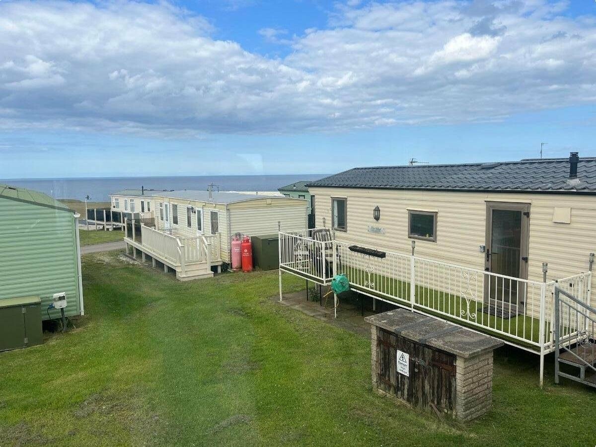 Thornwick Bay Holiday Village - Holiday Accommodation 18099 - Flamborough