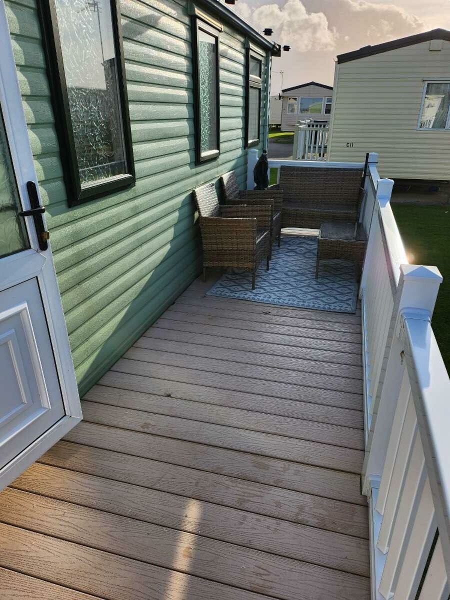 Happy Days Caravan Park - Holiday Accommodation 18666 - Towyn